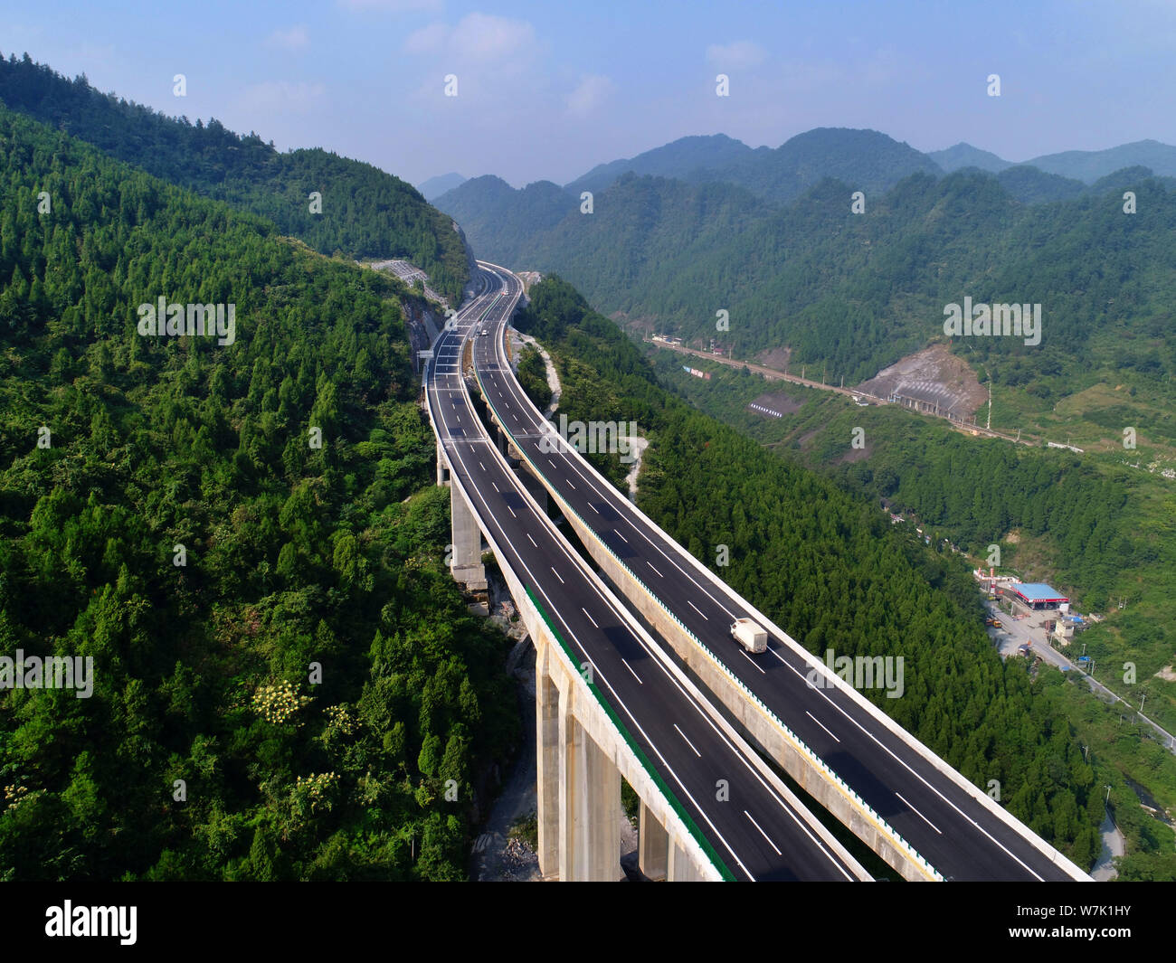 Aerial view of the Yongshun-Jishou (Yongji) Expressway Shijiazhai ...