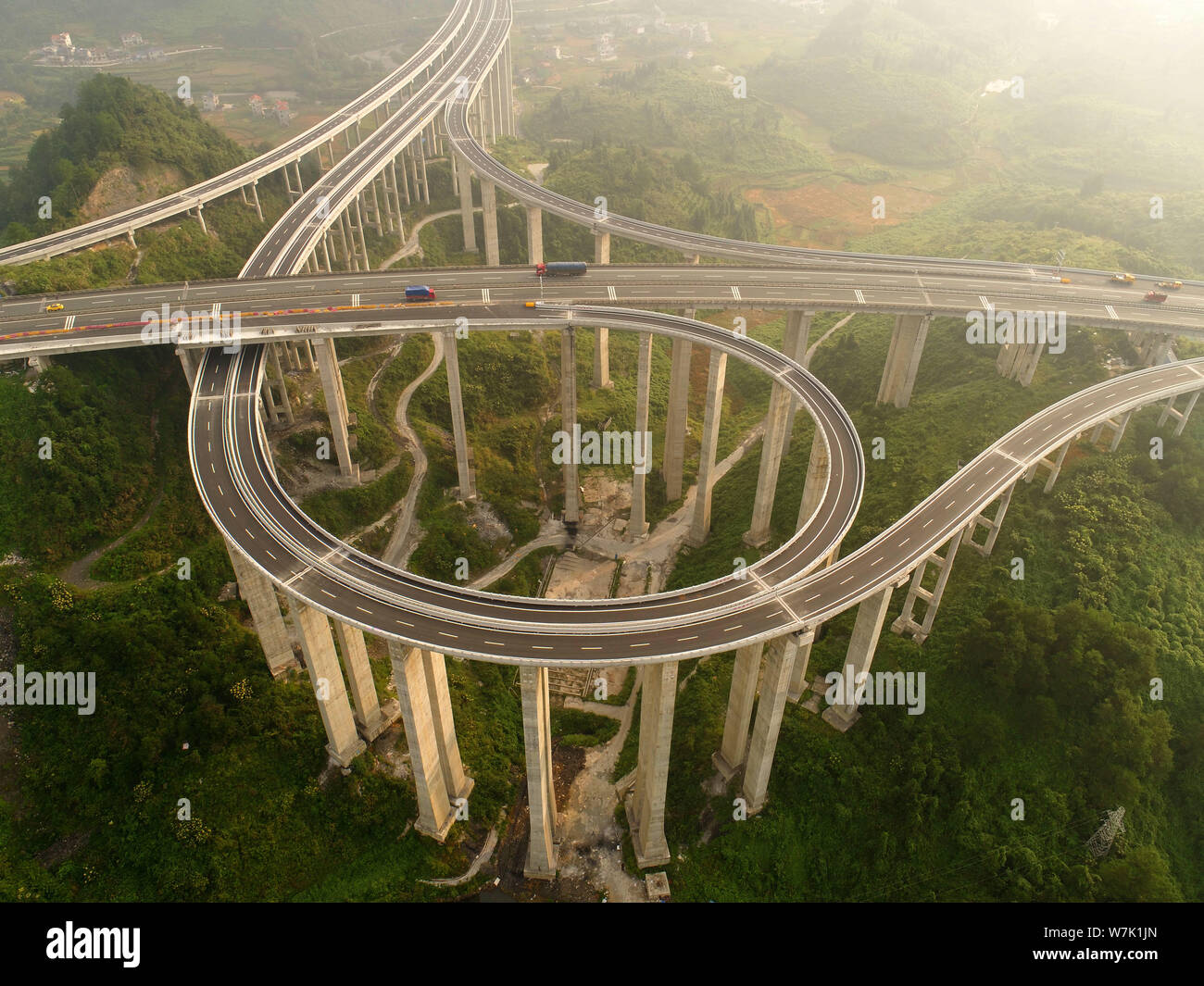 Yongshun hi-res stock photography and images - Alamy