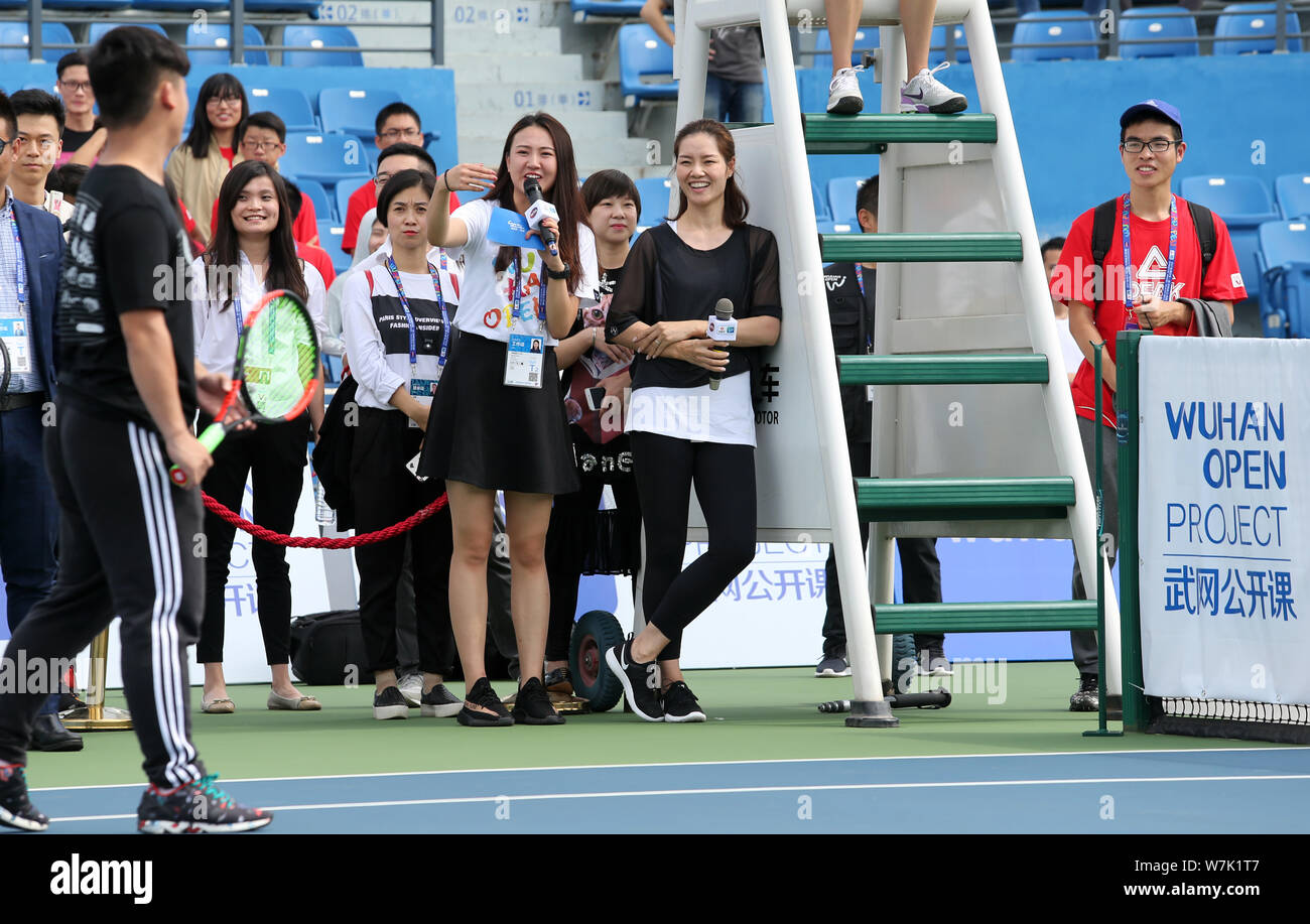 Chinese two-time Grand Slam champion Li Na, center, attends the 2017 ...