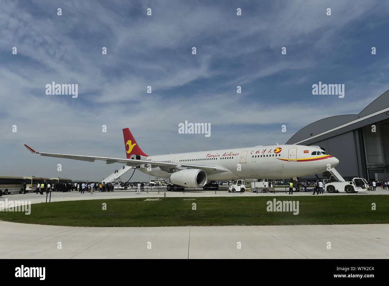 The first Airbus A330 jointly completed by European and Chinese staff ...