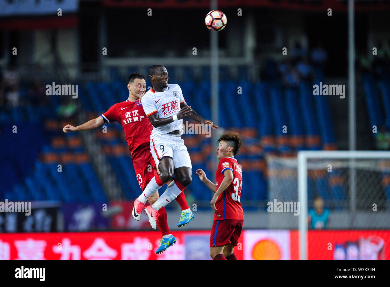 Anthony Ujah High Resolution Stock Photography and Images - Alamy
