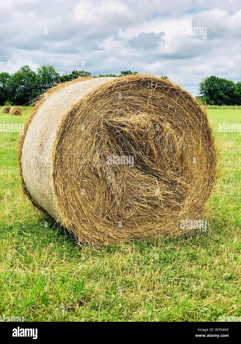 Haystack home hi-res stock photography and images - Alamy
