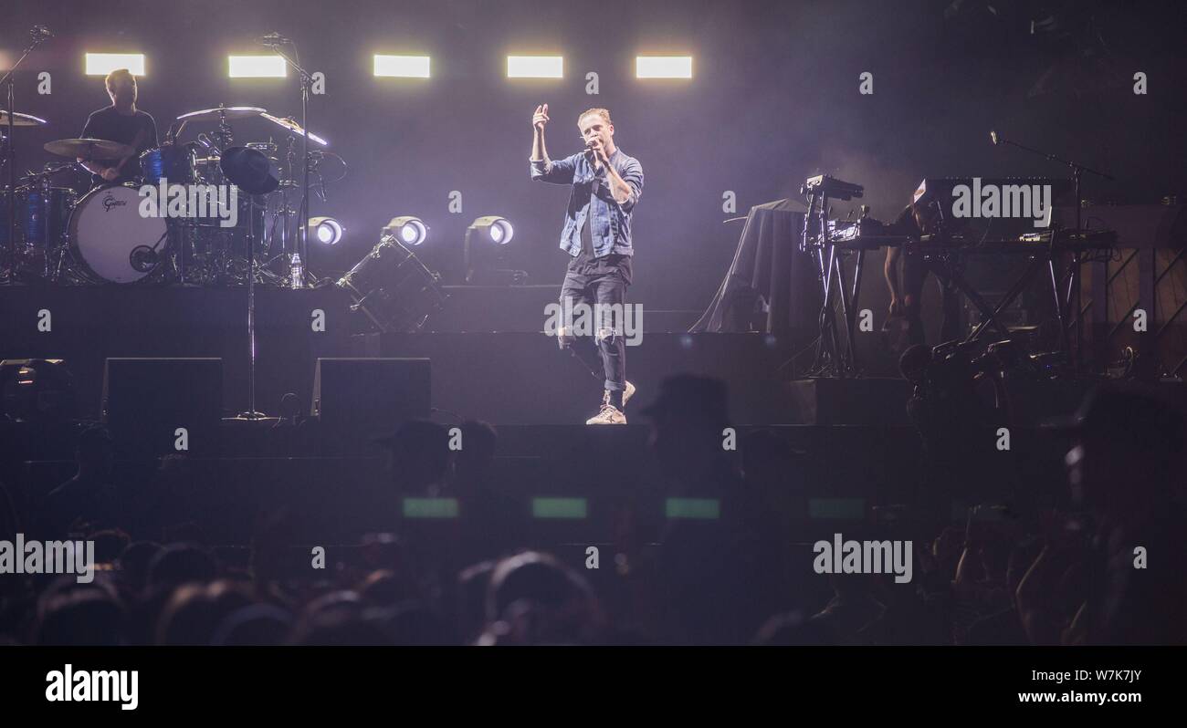 Onerepublic hi-res stock photography and images - Alamy