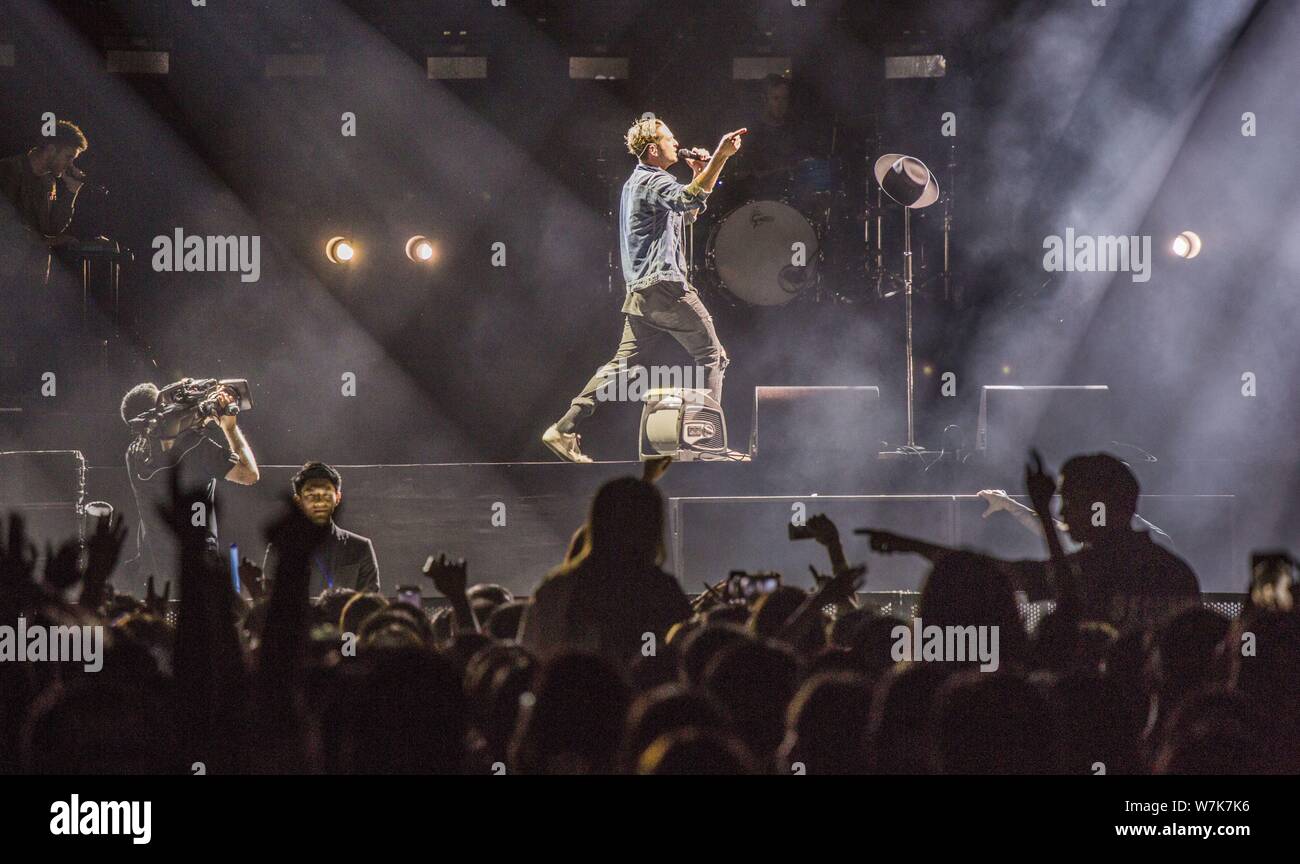Onerepublic hi-res stock photography and images - Alamy