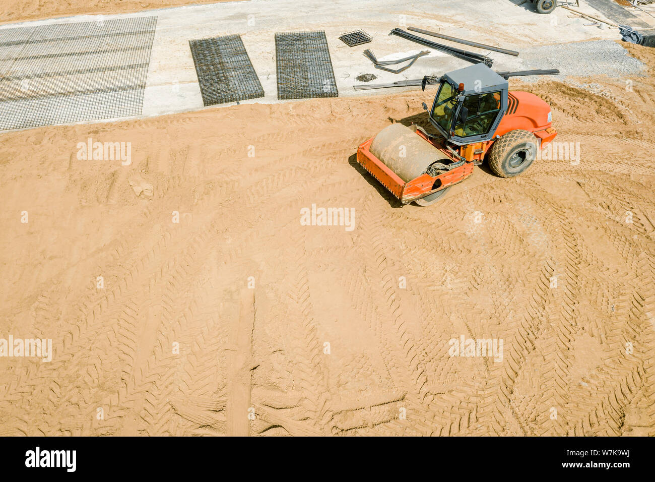 Sand compaction hi-res stock photography and images - Alamy