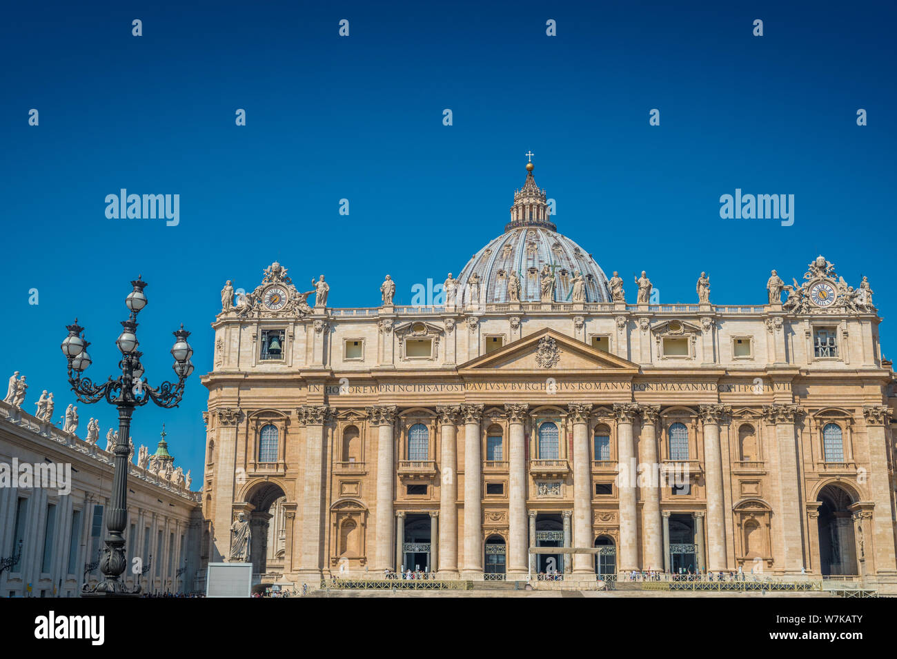 Basilica of st peter hi-res stock photography and images - Alamy
