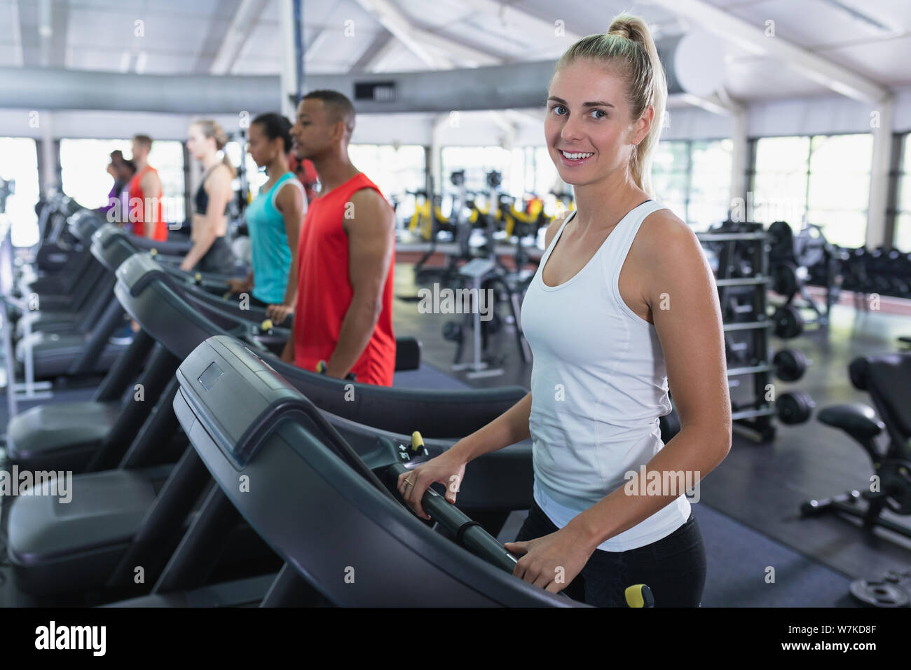Girl on treadmill hi-res stock photography and images - Alamy