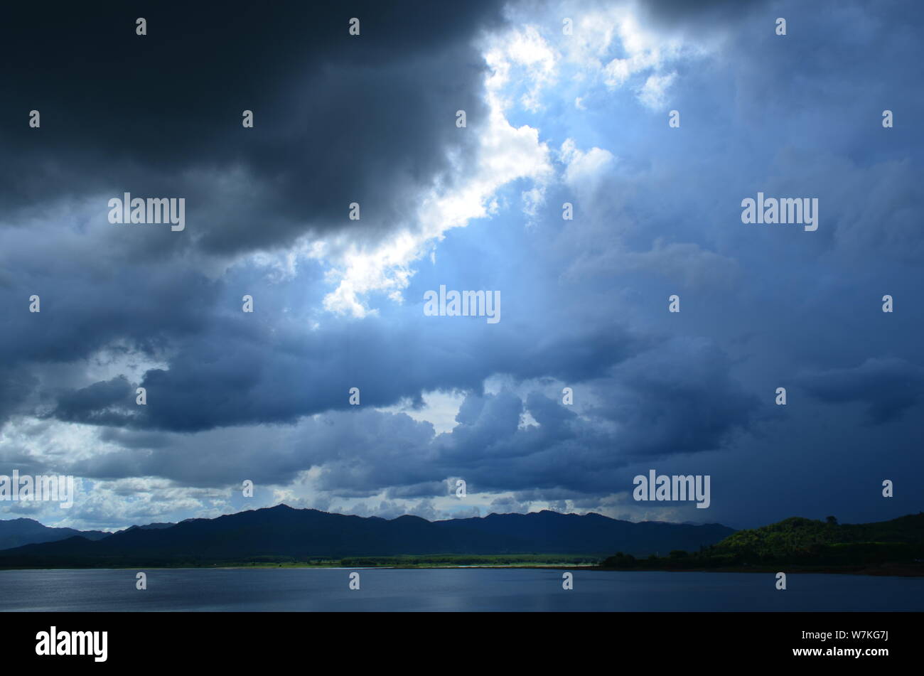 Pranburi dam hi-res stock photography and images - Alamy