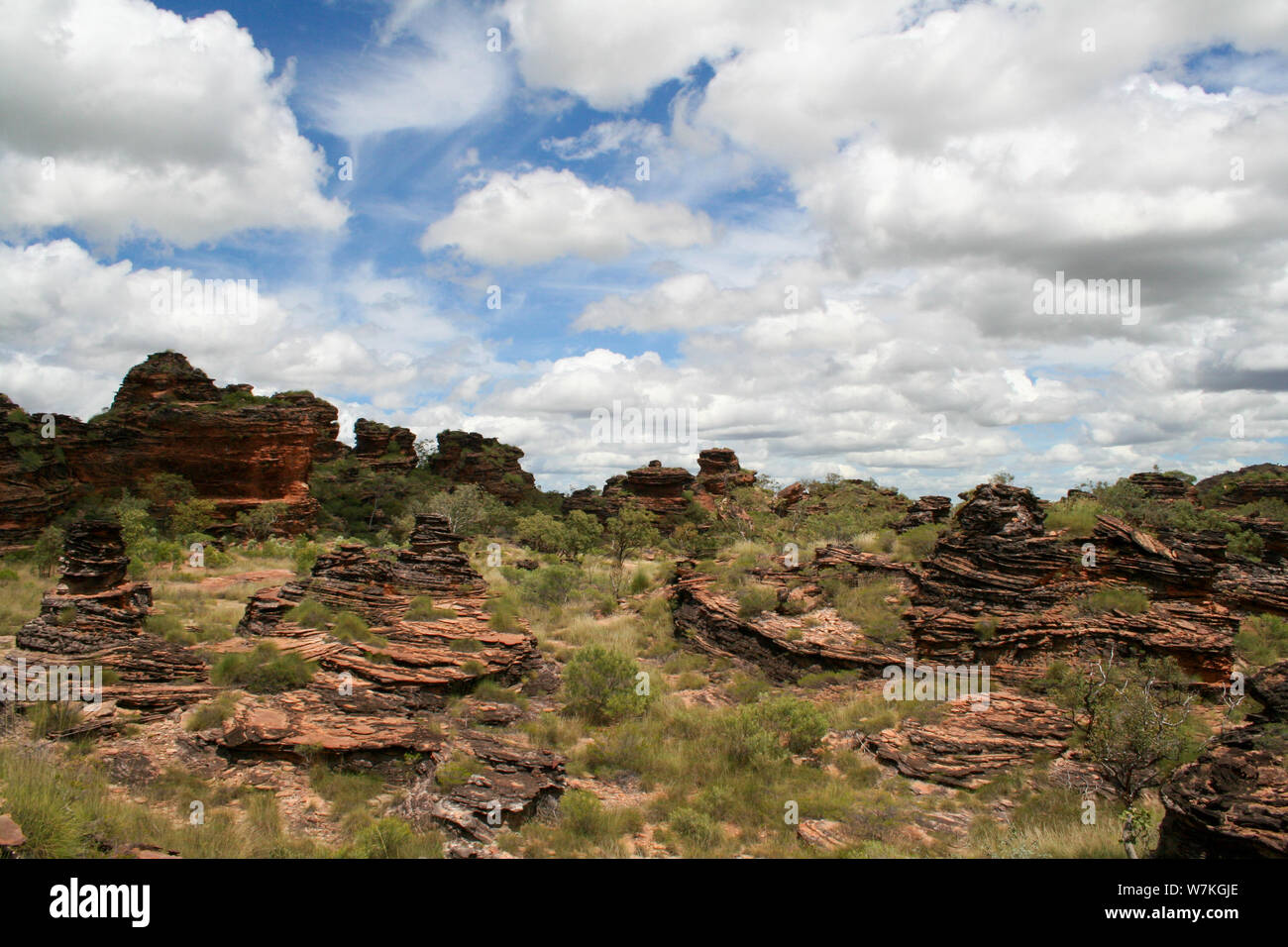 Red rocks in Australian outback Stock Photo - Alamy