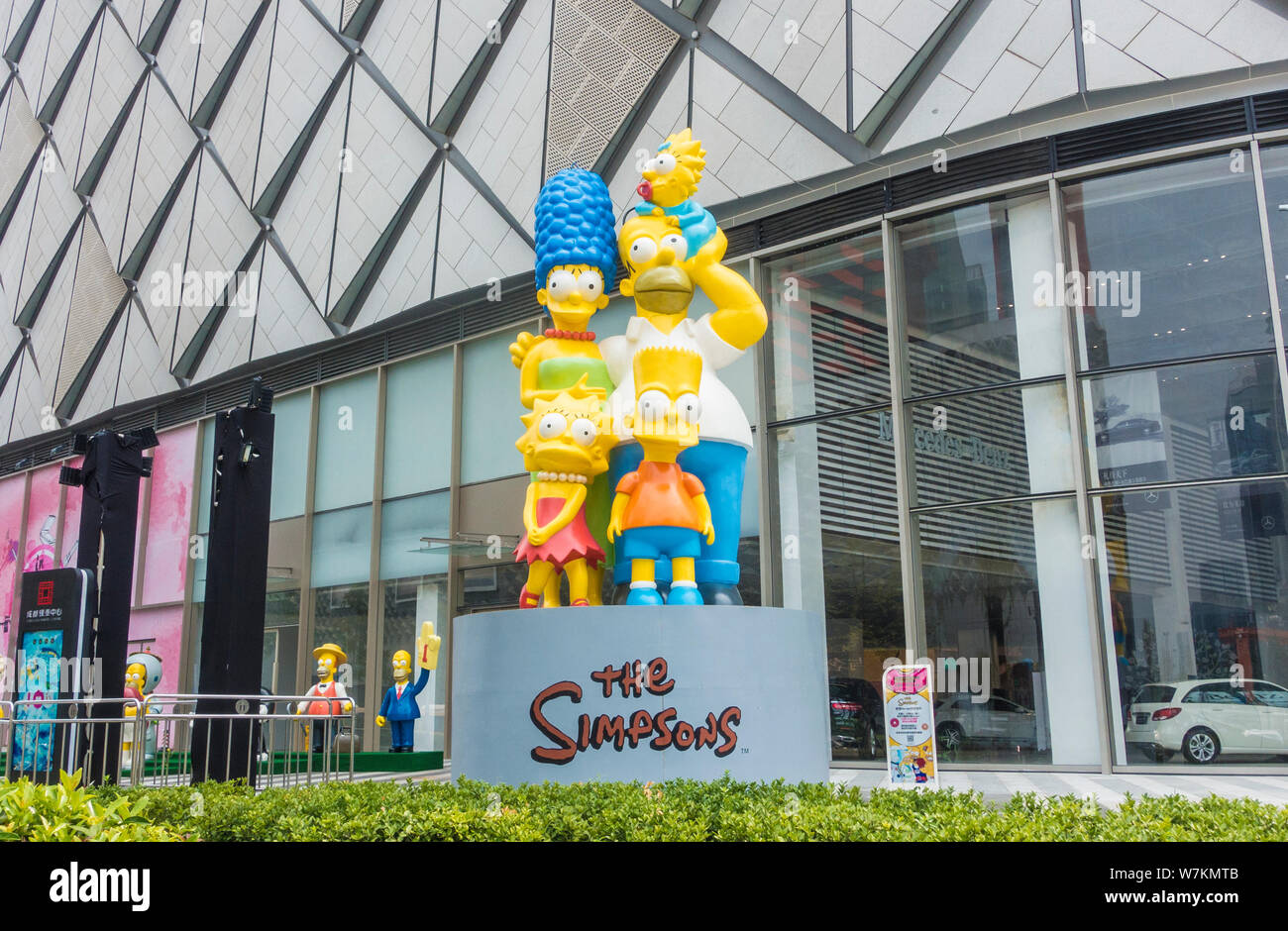 Life-size sculptures of characters in the American animated sitcom ...