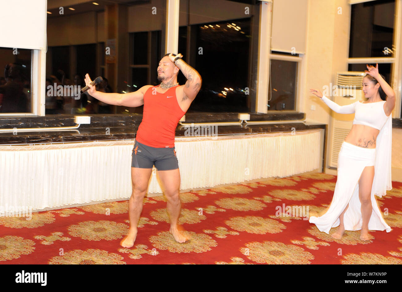 Chinese male belly dancer Guowei, honored as China's Godfather of belly ...