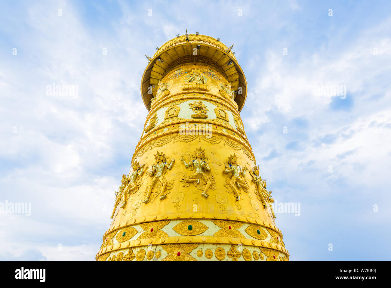 The Chinese Fortune Wheel, also known as the world's largest prayer ...