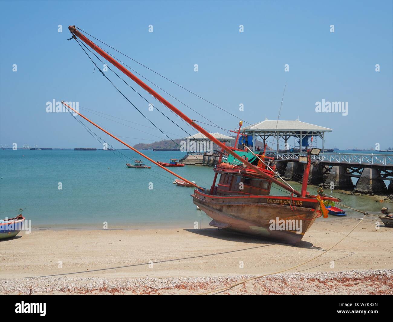 Koh si chang thailand hi-res stock photography and images - Alamy