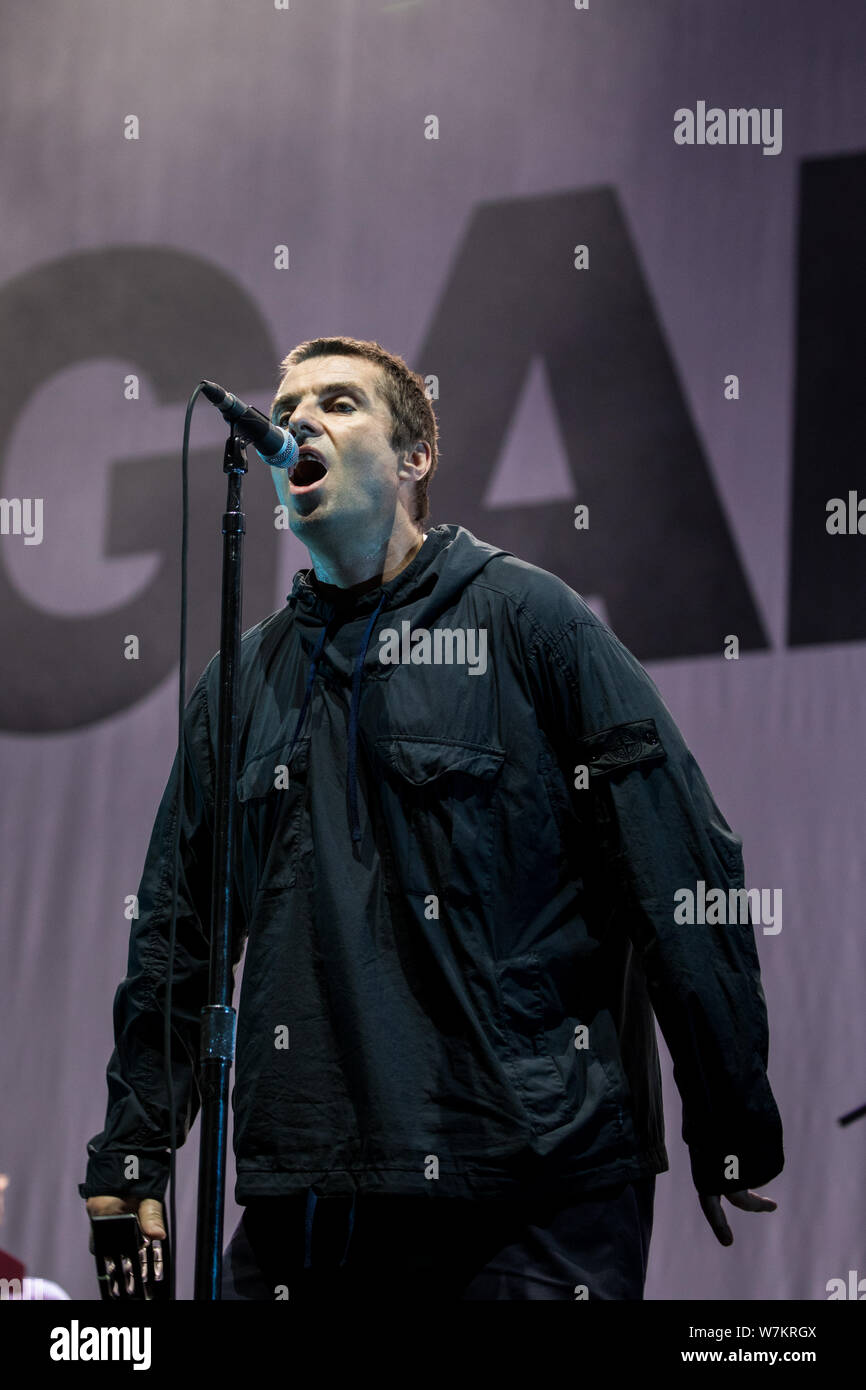 English musician, singer, and songwriter, former lead singer of the ...