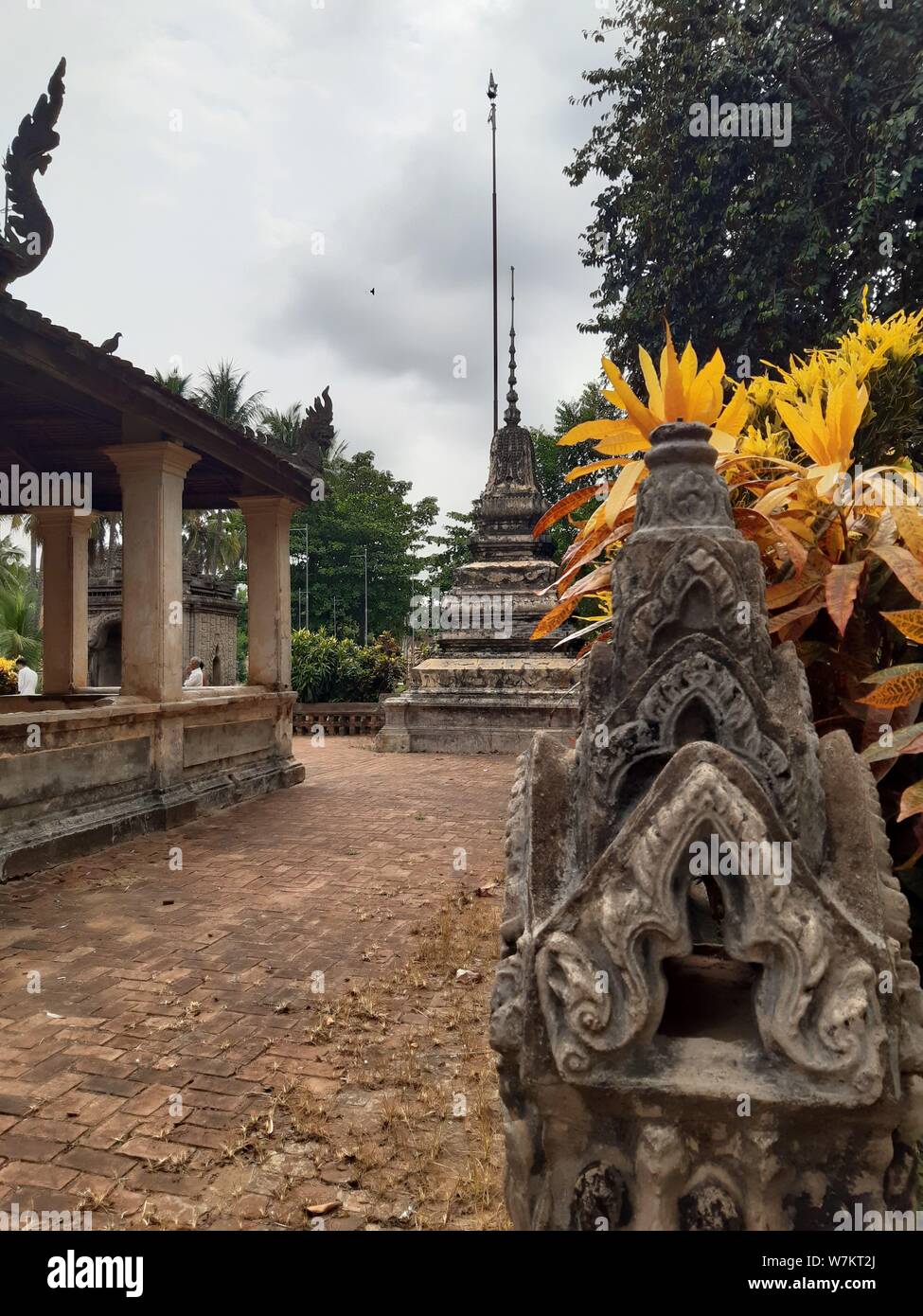 Visit battabang hi-res stock photography and images - Alamy