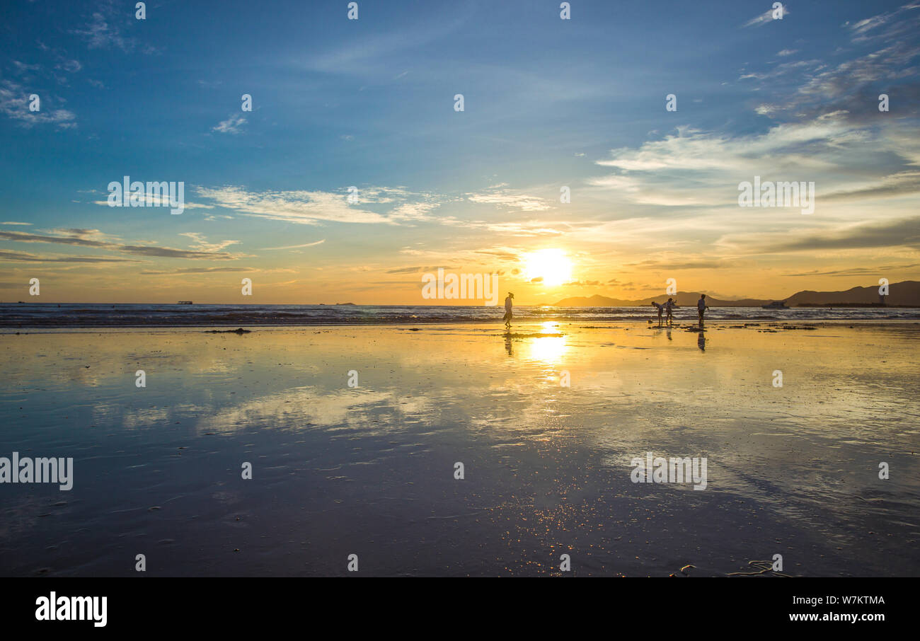 Sanya sanya scenery hi-res stock photography and images - Alamy