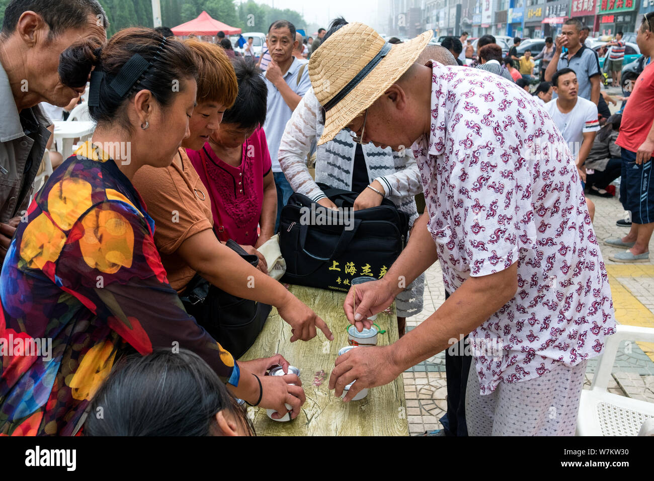 Cricket hobbyists hi-res stock photography and images - Alamy