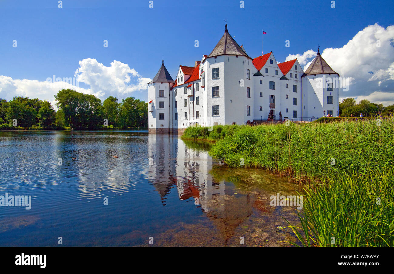 Renaissanceschlosser High Resolution Stock Photography and Images - Alamy