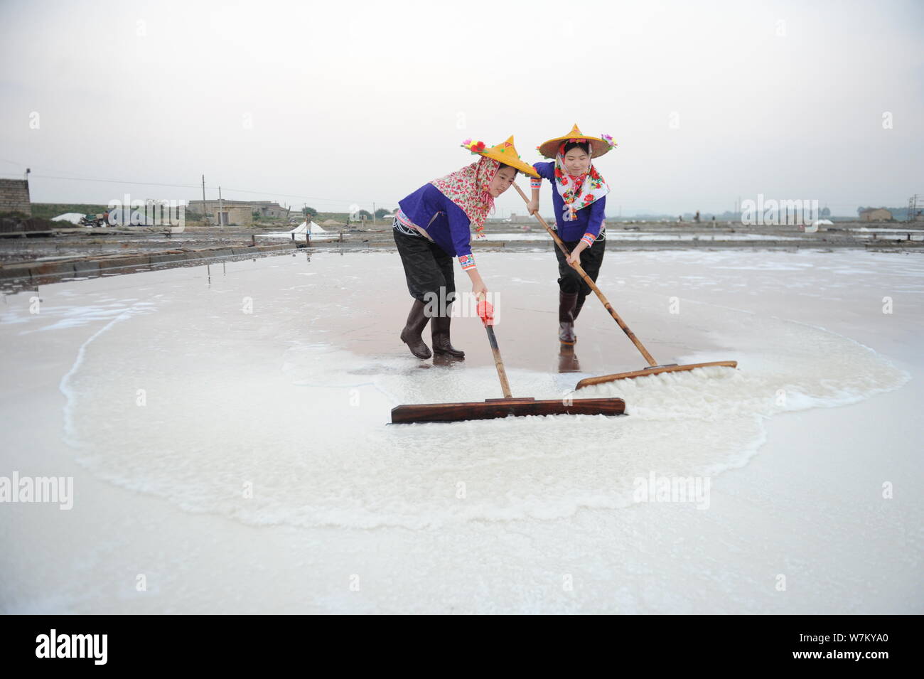 Salt farming hi-res stock photography and images - Alamy