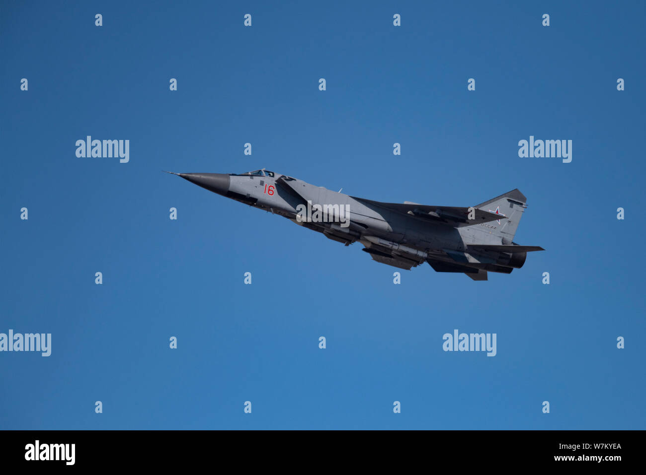 Mikoyan mig 31 foxhound hi-res stock photography and images - Alamy