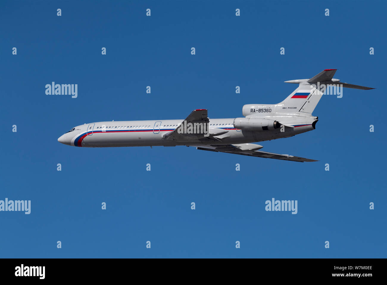 Tupolev tu 154b 2 hi-res stock photography and images - Alamy