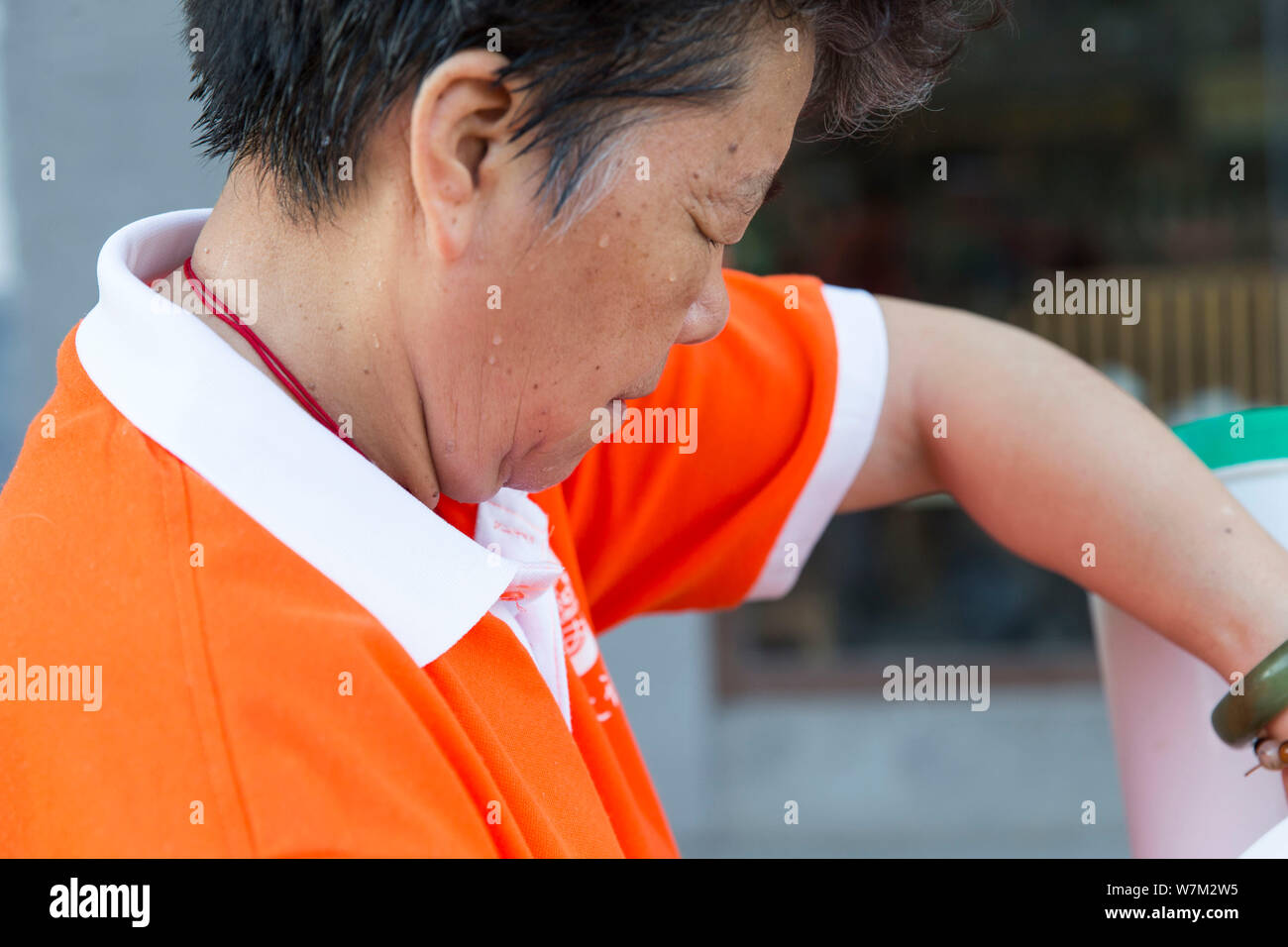 Woman in sweats hi-res stock photography and images - Alamy