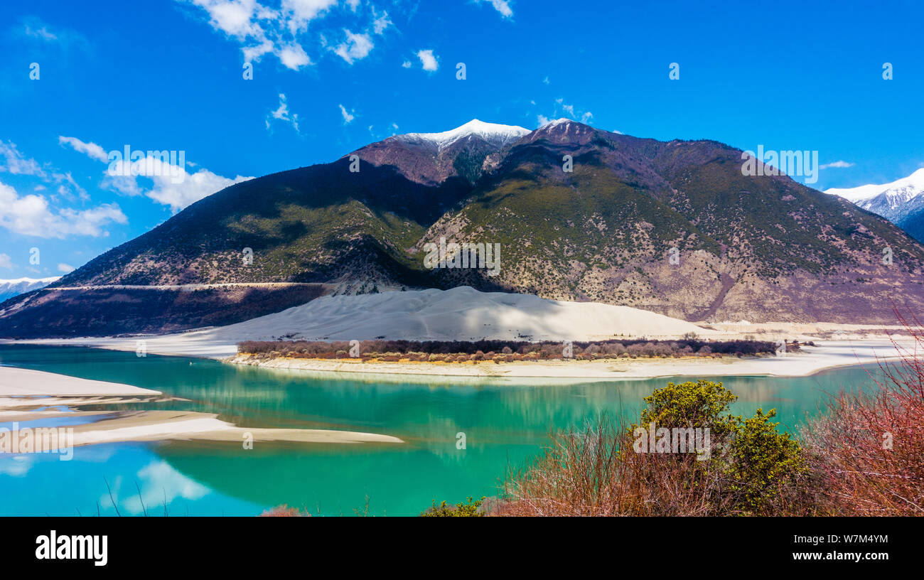 --FILE--Aerial view of the Yarlung Tsangpo Grand Canyon or Yarlung ...