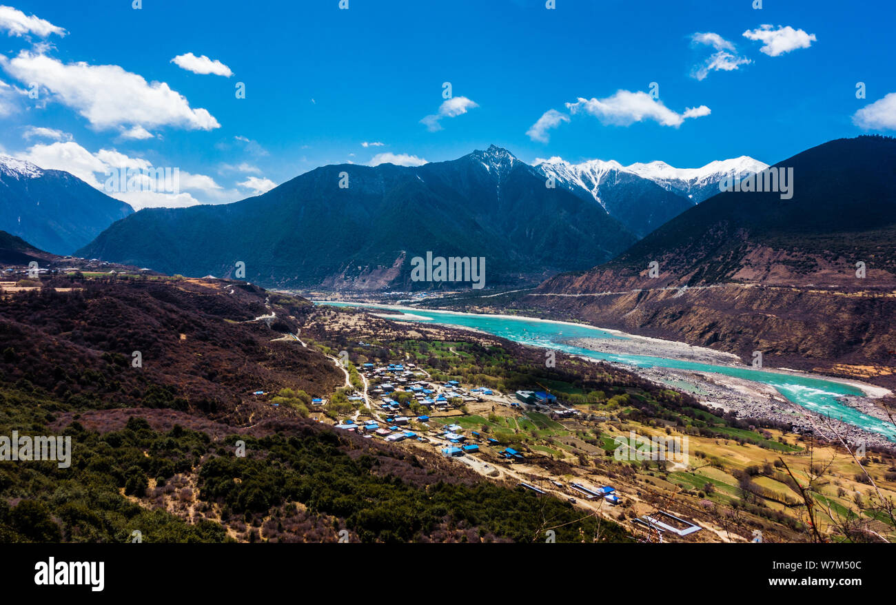 --FILE--Aerial view of the Yarlung Tsangpo Grand Canyon or Yarlung ...