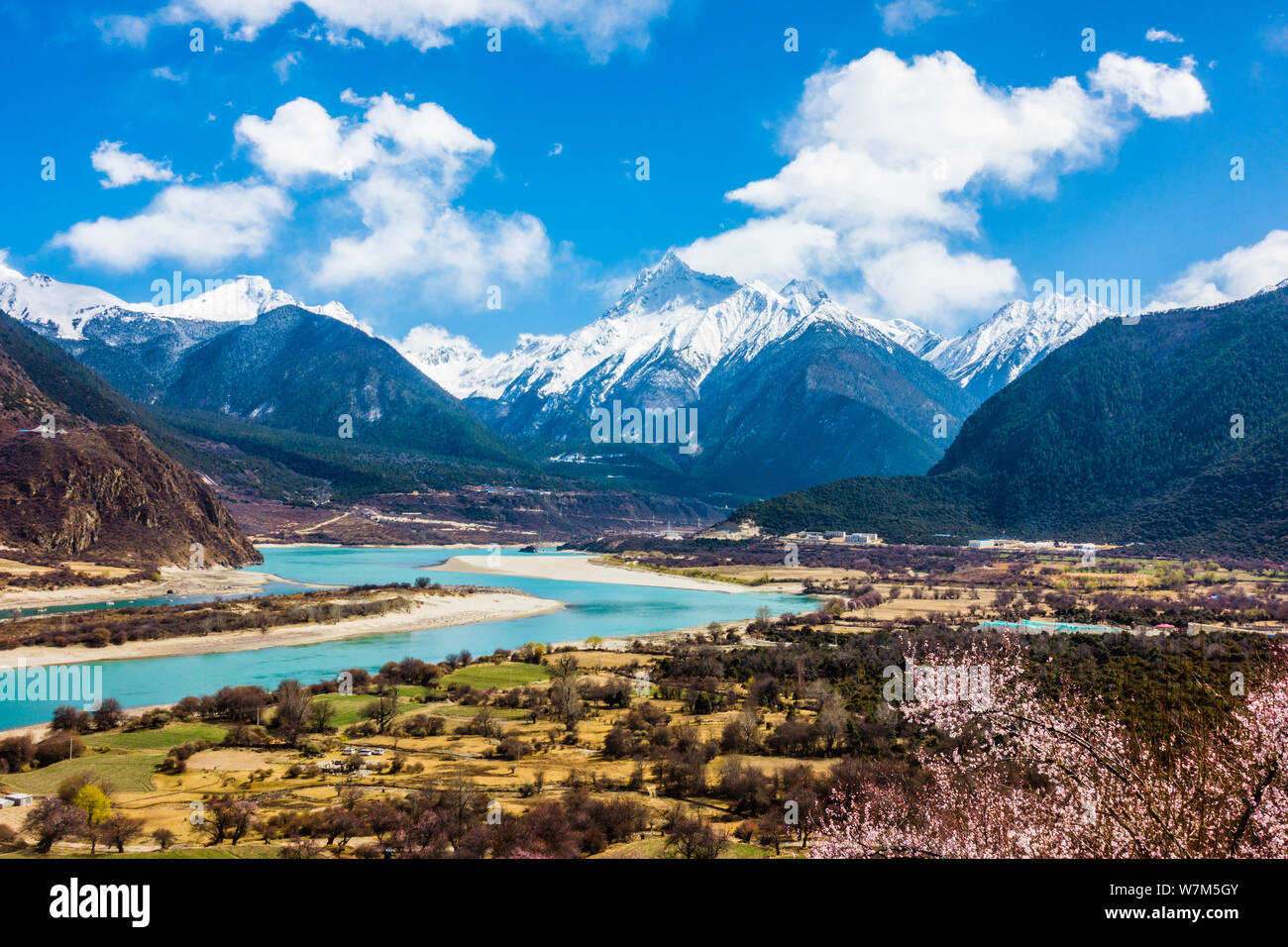 --FILE--Aerial view of the Yarlung Tsangpo Grand Canyon or Yarlung ...
