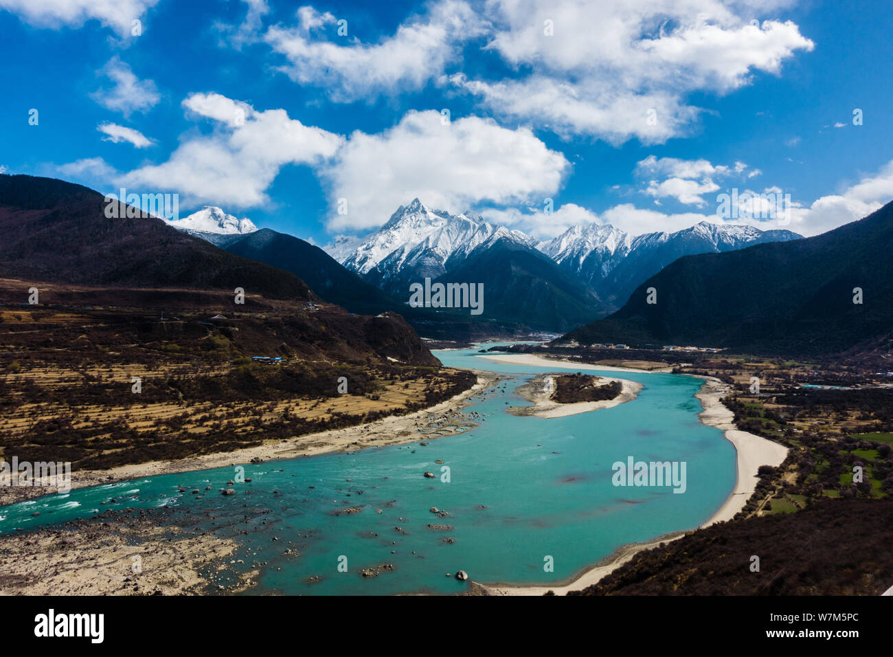 --FILE--Aerial view of the Yarlung Tsangpo Grand Canyon or Yarlung ...