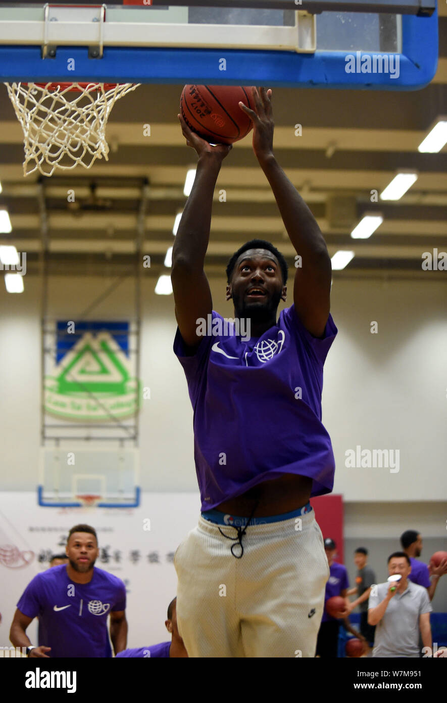 American basketball player Bobby Portis visits Lam Tai Fai College ...
