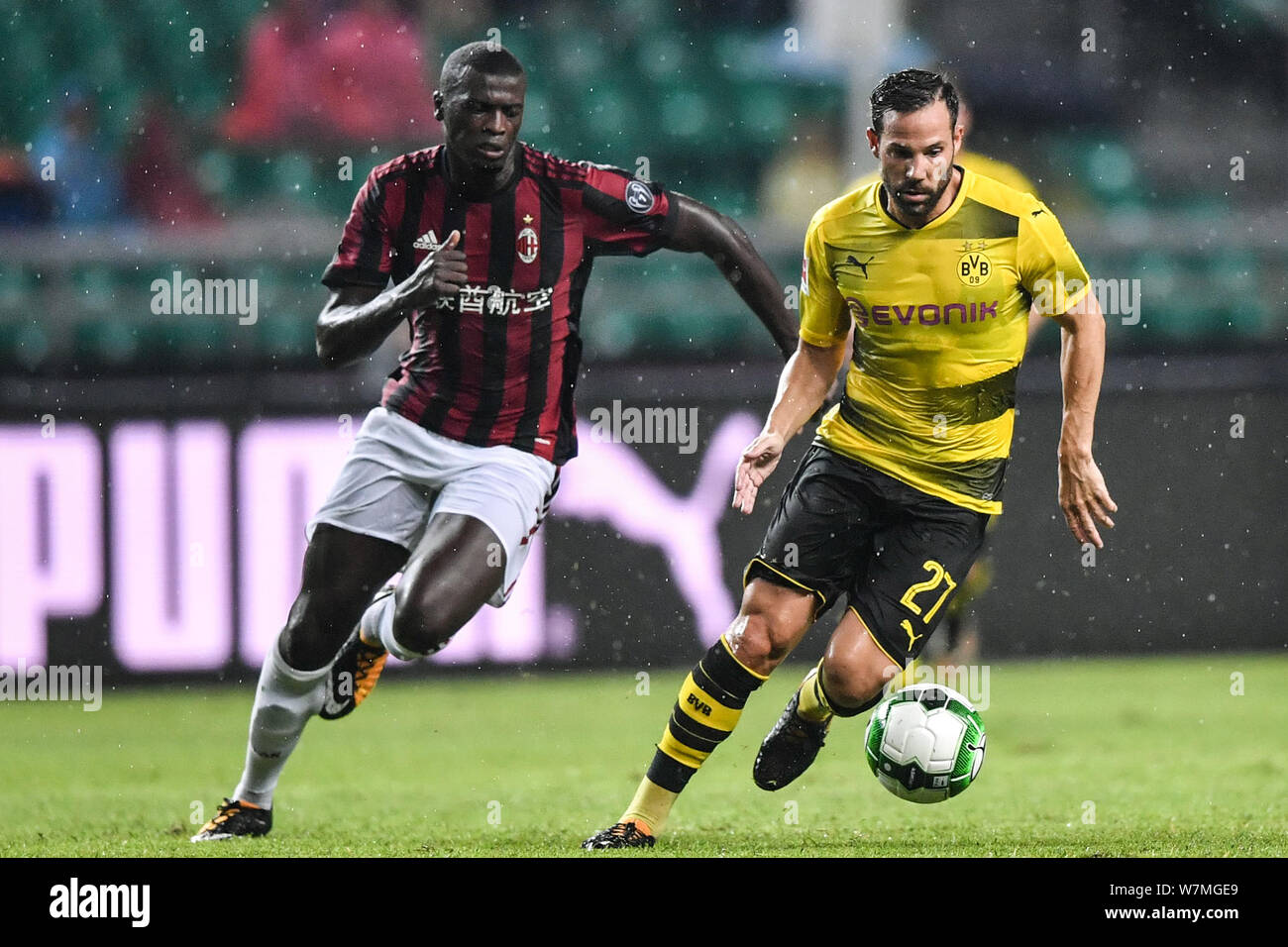 German football player Gonzalo Castro, right, of Borussia Dortmund ...