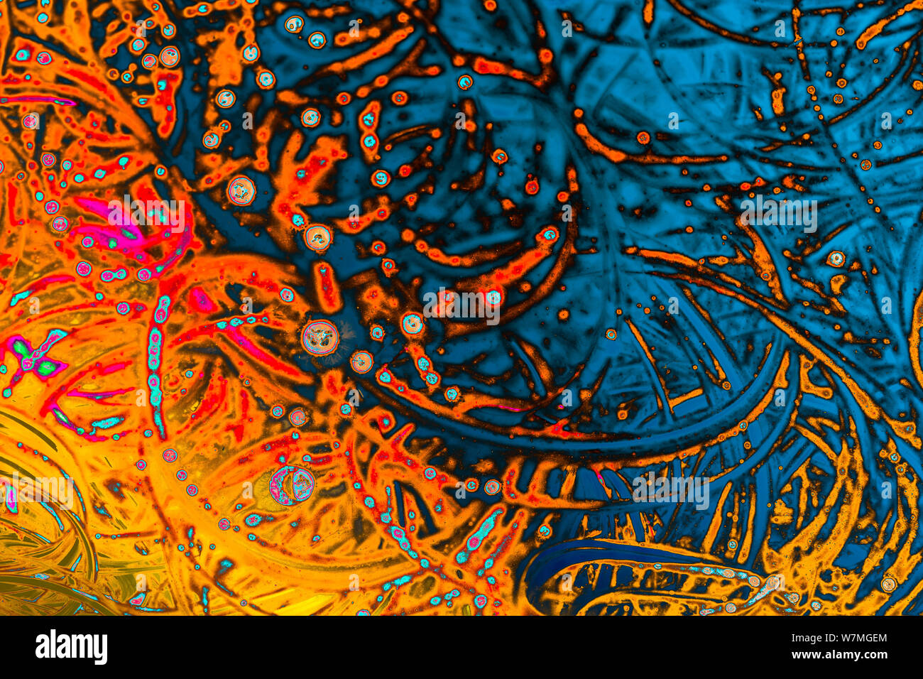 Complex scribble lines knot hi-res stock photography and images - Alamy