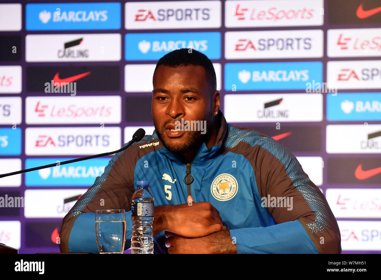 Leicester city football trophy hi-res stock photography and images - Alamy