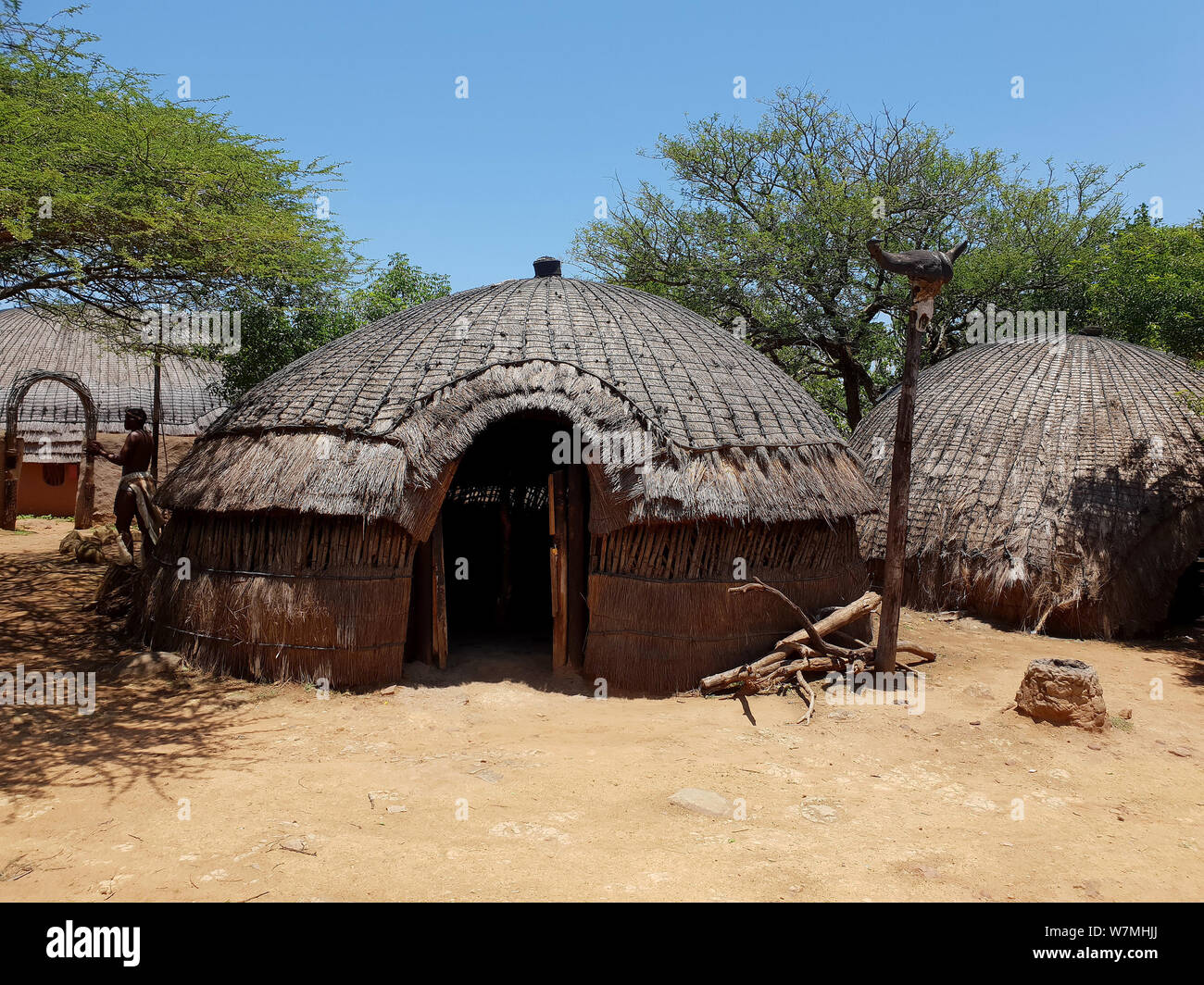 Zulu hut where food is prepared at Shakaland Zulu Cultural Village ...