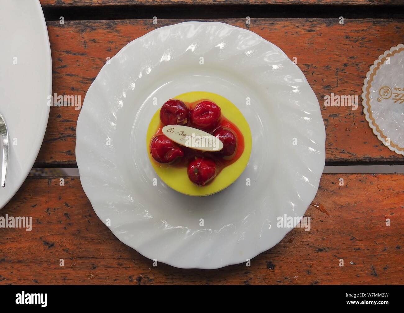 Fruit tard hi-res stock photography and images - Alamy