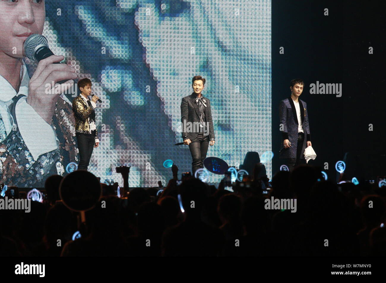 Members of South Korean boy band Highlight, formerly known as Beast ...