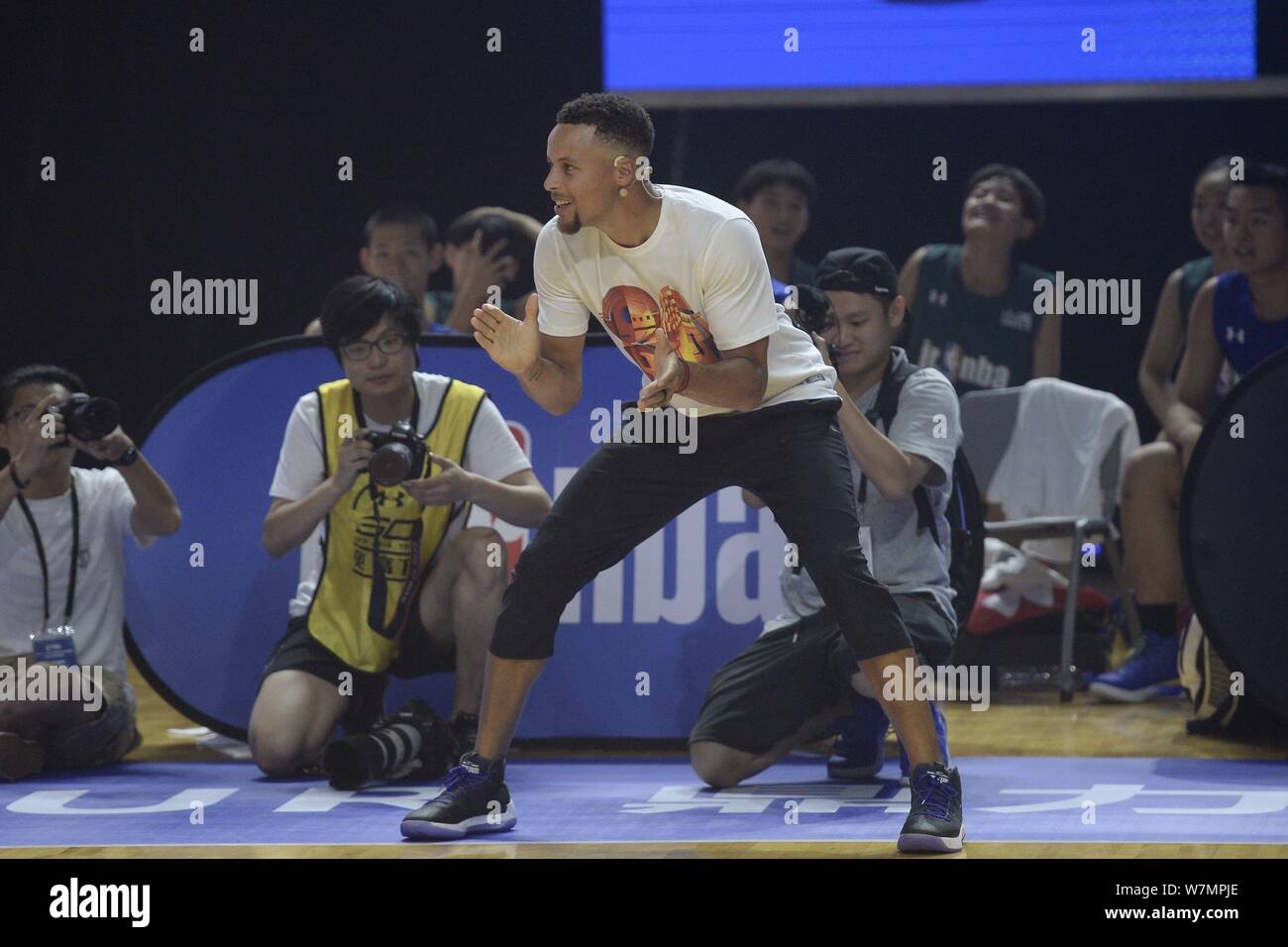 NBA star Stephen Curry of Golden State Warriors attends a fan meeting ...