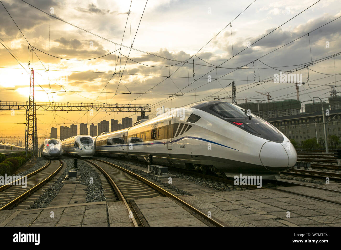 The new bullet train on the Baoji¨CLanzhou High-Speed Railway is ...