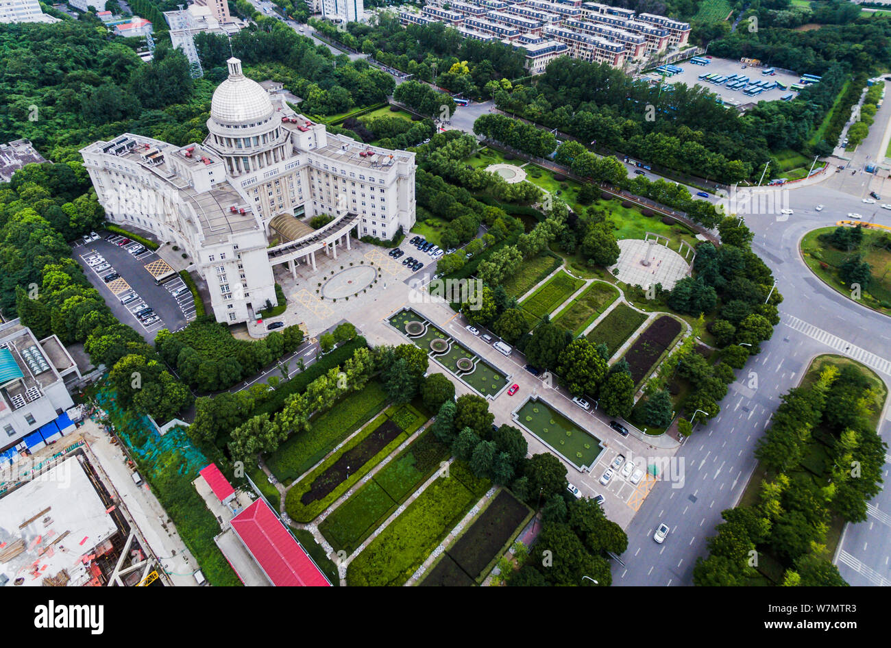 Aerial view of us capitol building hi-res stock photography and images ...