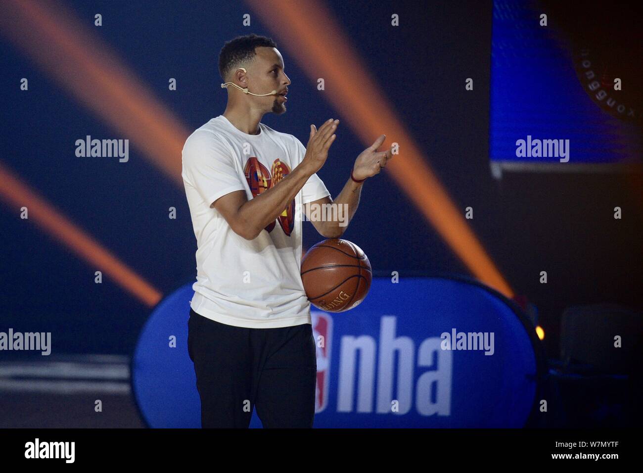 NBA star Stephen Curry of Golden State Warriors attends a fan meeting ...
