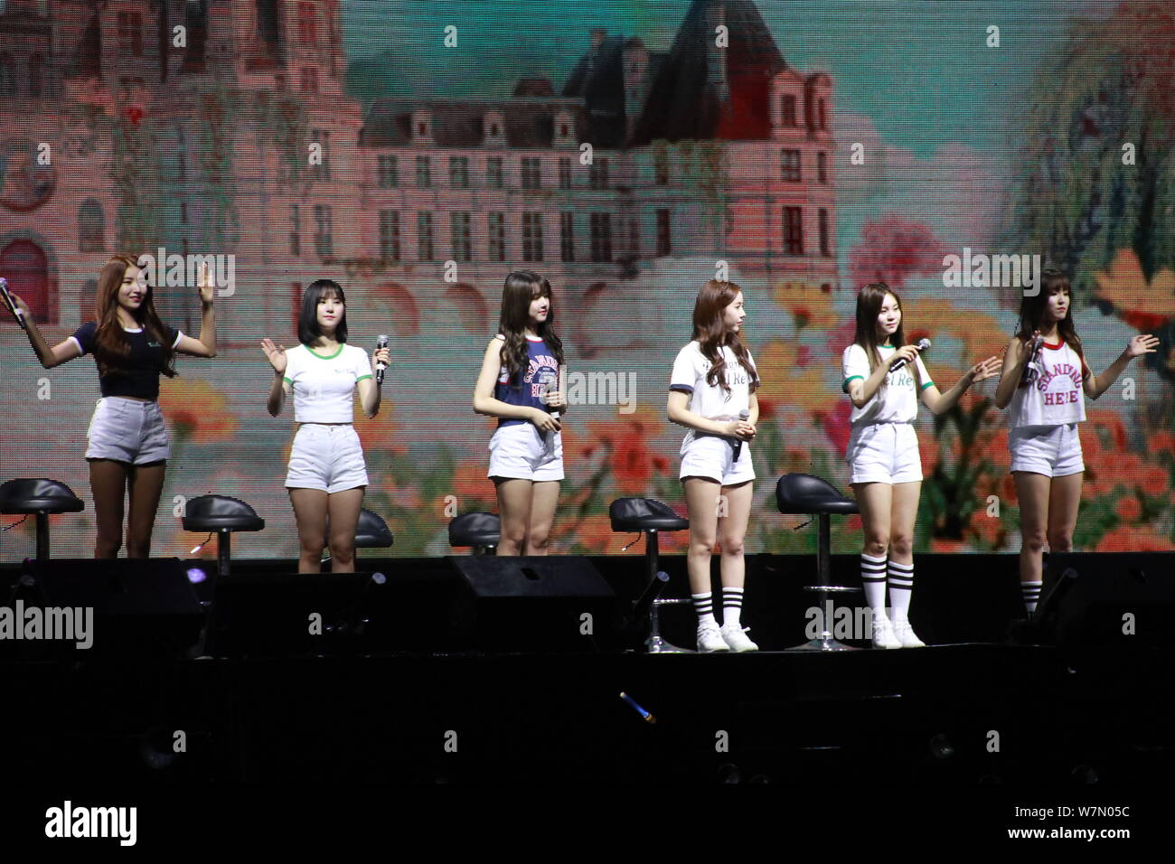 Members of South Korean girl group GFriend perform during the 2017 ...