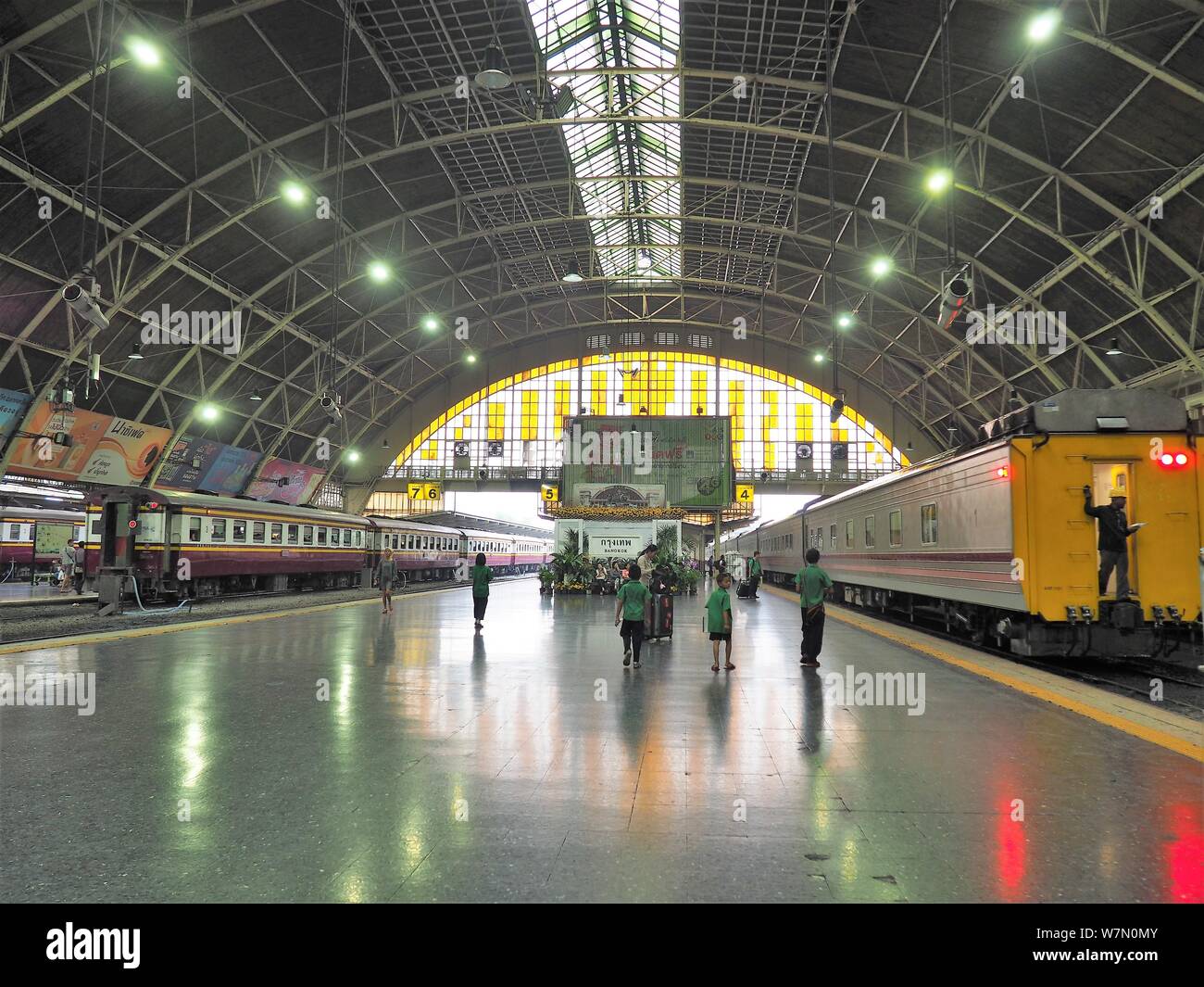 Hua Lamphong, Bangkok Train Station Thailand Stock Photo - Alamy
