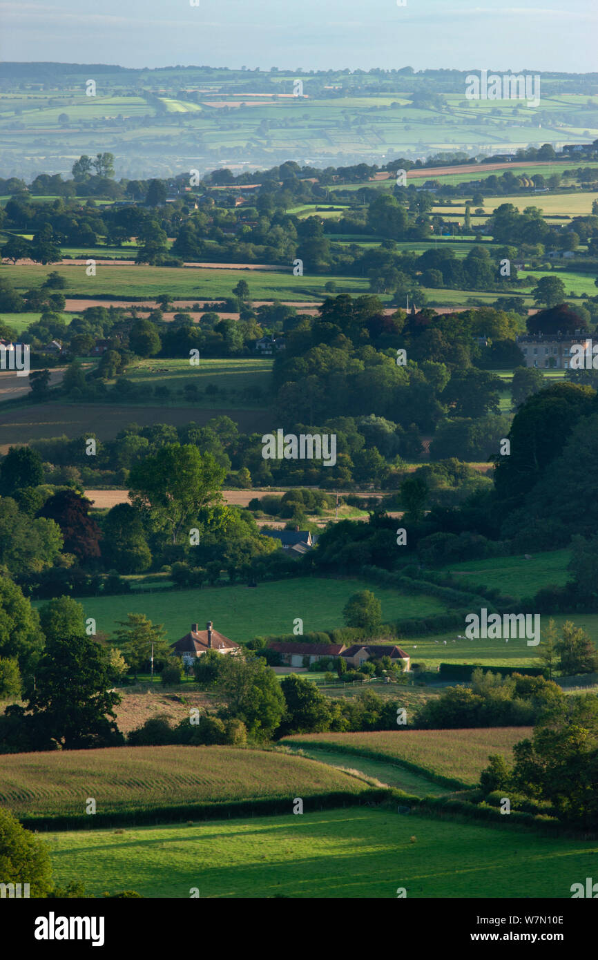 The rolling English countryside near South Cadbury, Somerset, UK ...