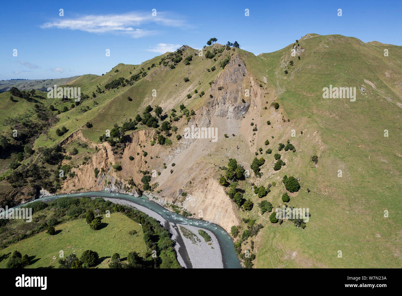 The Mangataura Stream in the headwaters of the Waipawa River ...