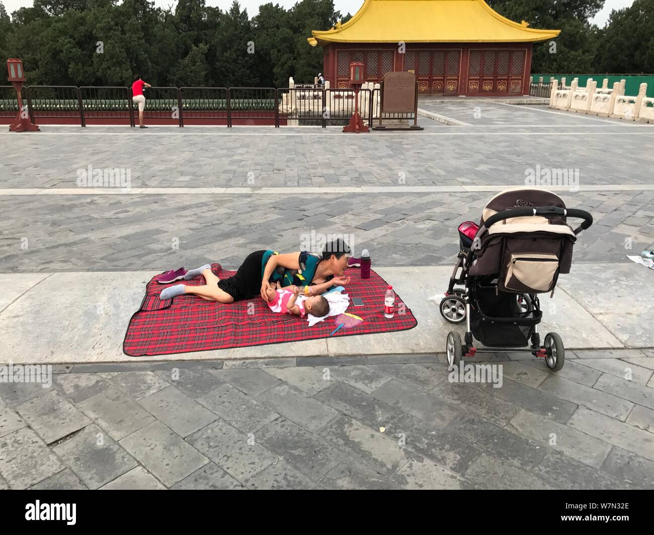 Beijing temple of heaven bridge hi-res stock photography and images - Alamy