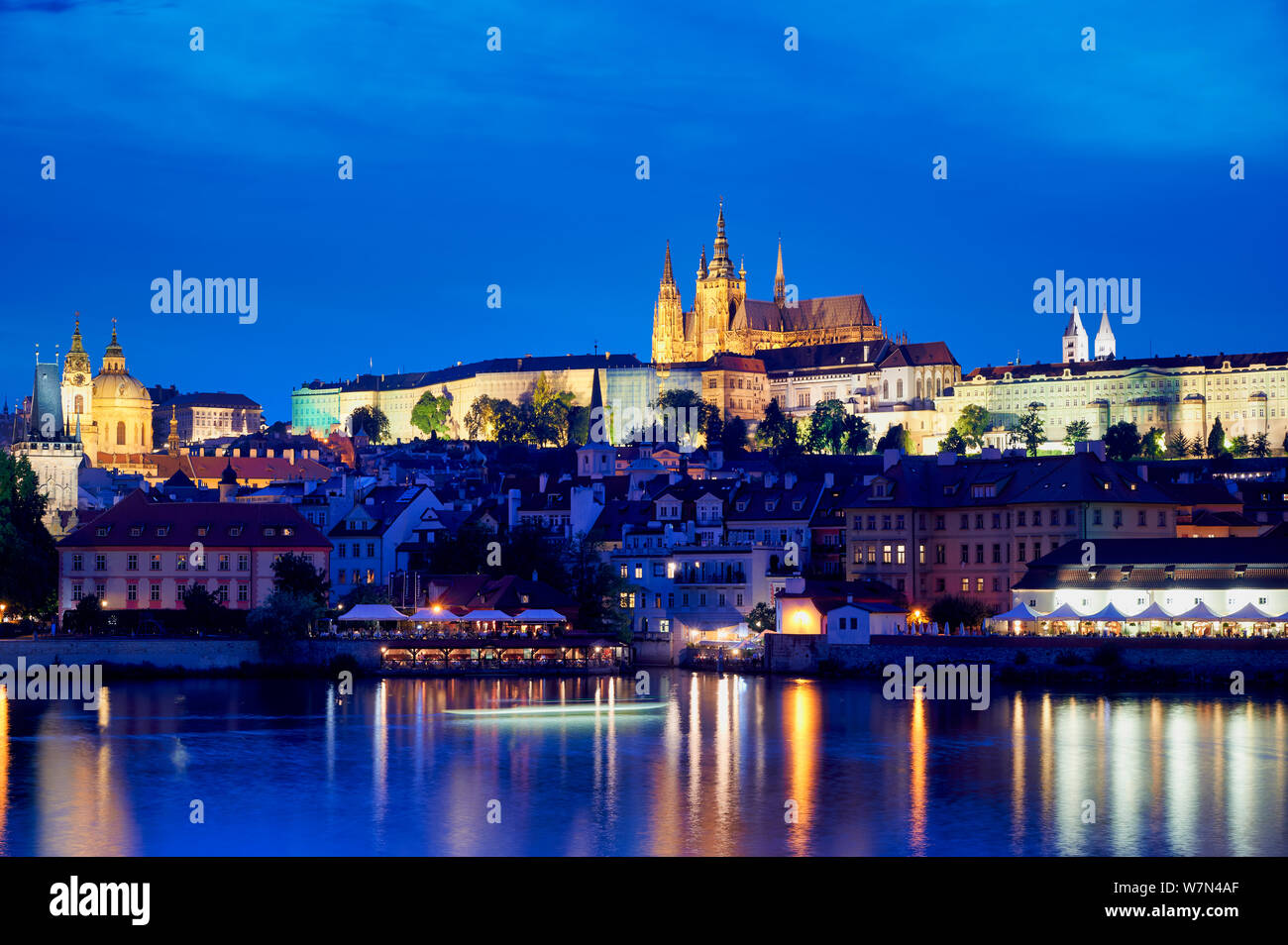 Prague castle sunset hi-res stock photography and images - Alamy