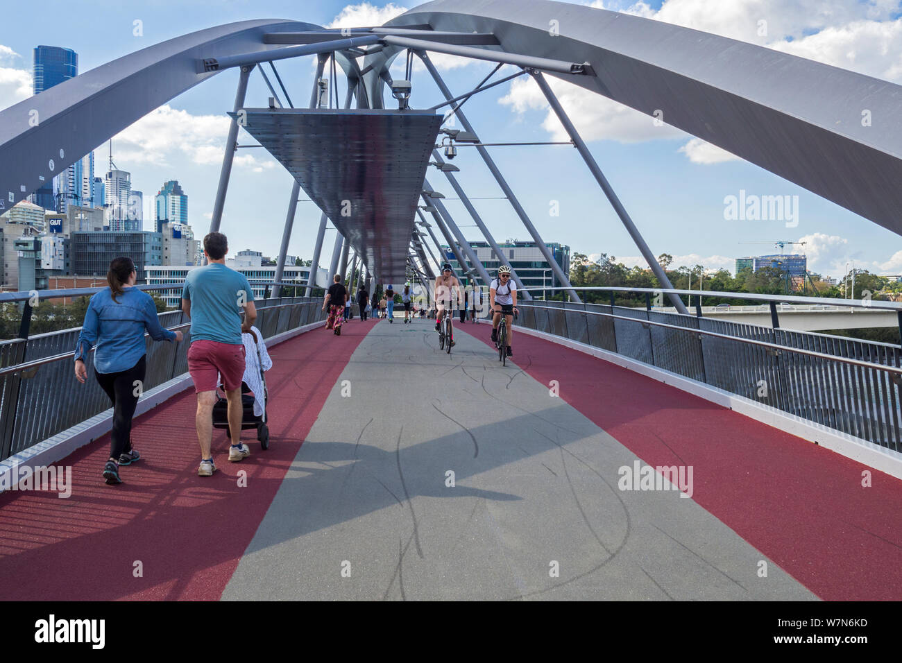 Brisbane City Goodwill Bridge Scene Stock Photo - Alamy