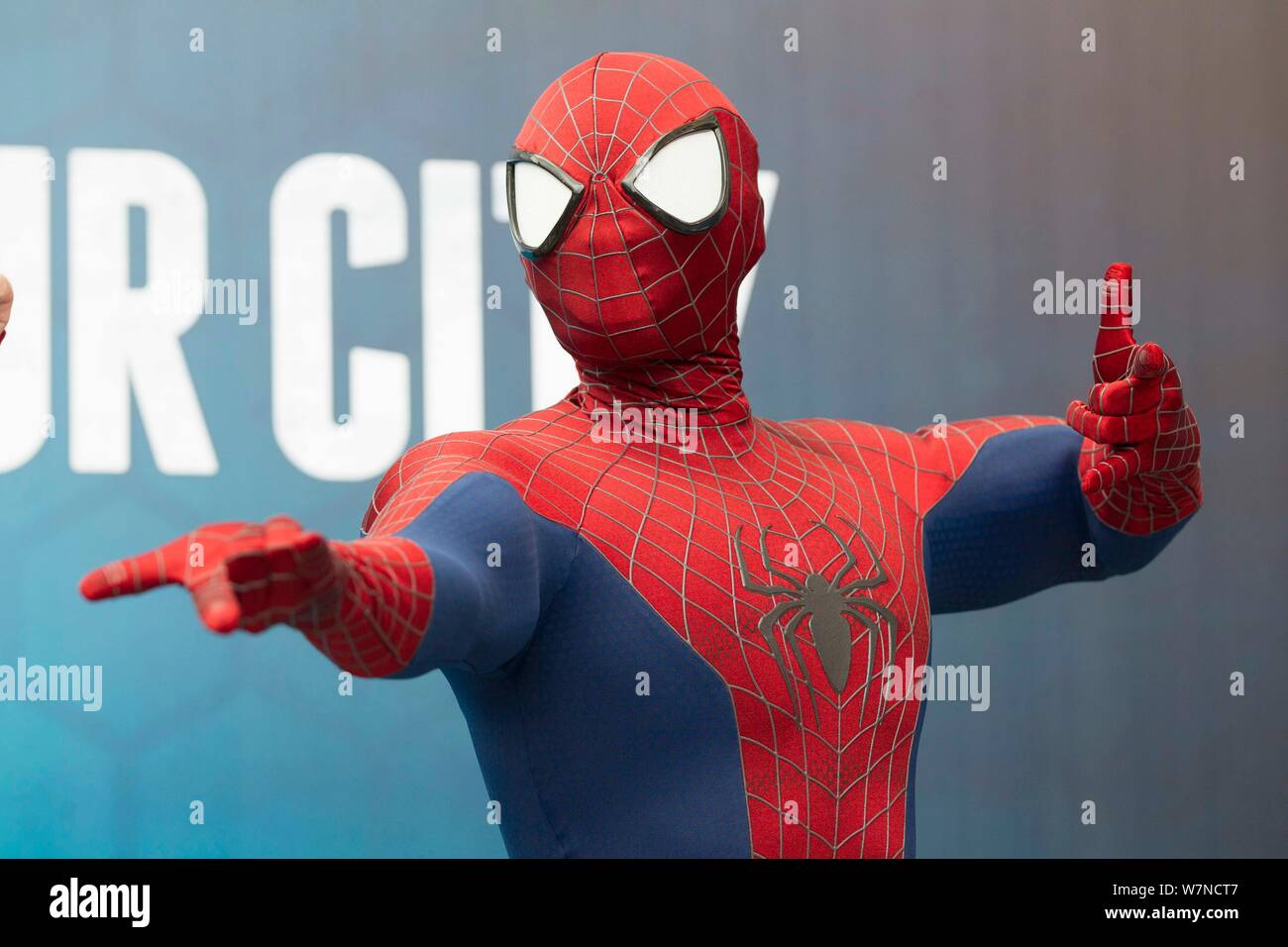 Spiderman poses hi-res stock photography and images - Alamy
