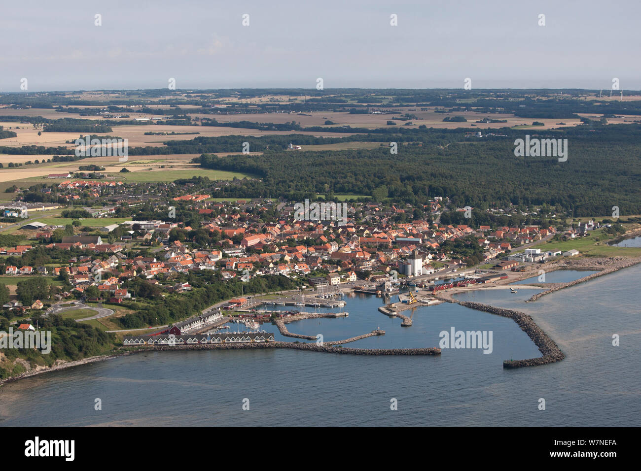 Aerial views of marinas hi-res stock photography and images - Alamy